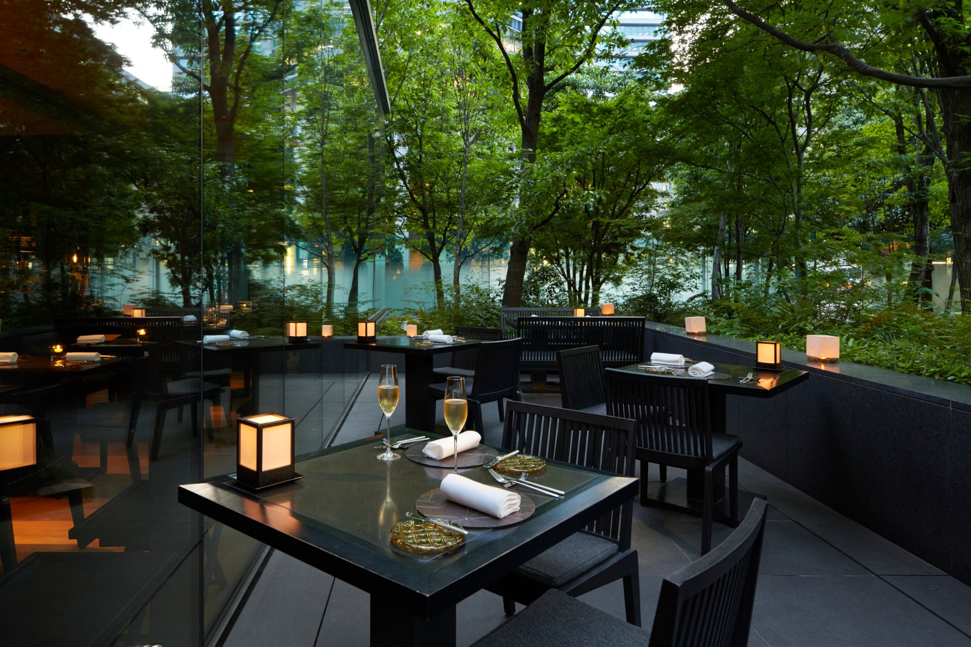 Top 12 Luxury Hotels in Tokyo - Japan - Luxury Hotel Deals