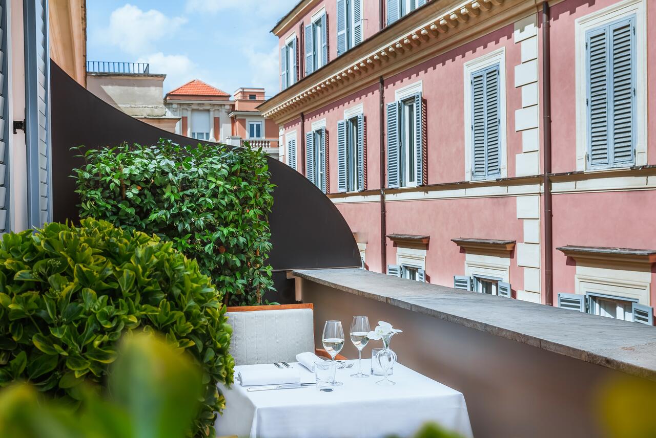 Top 11 luxury hotels in Rome - Italy - Luxuryhoteldeals.travel